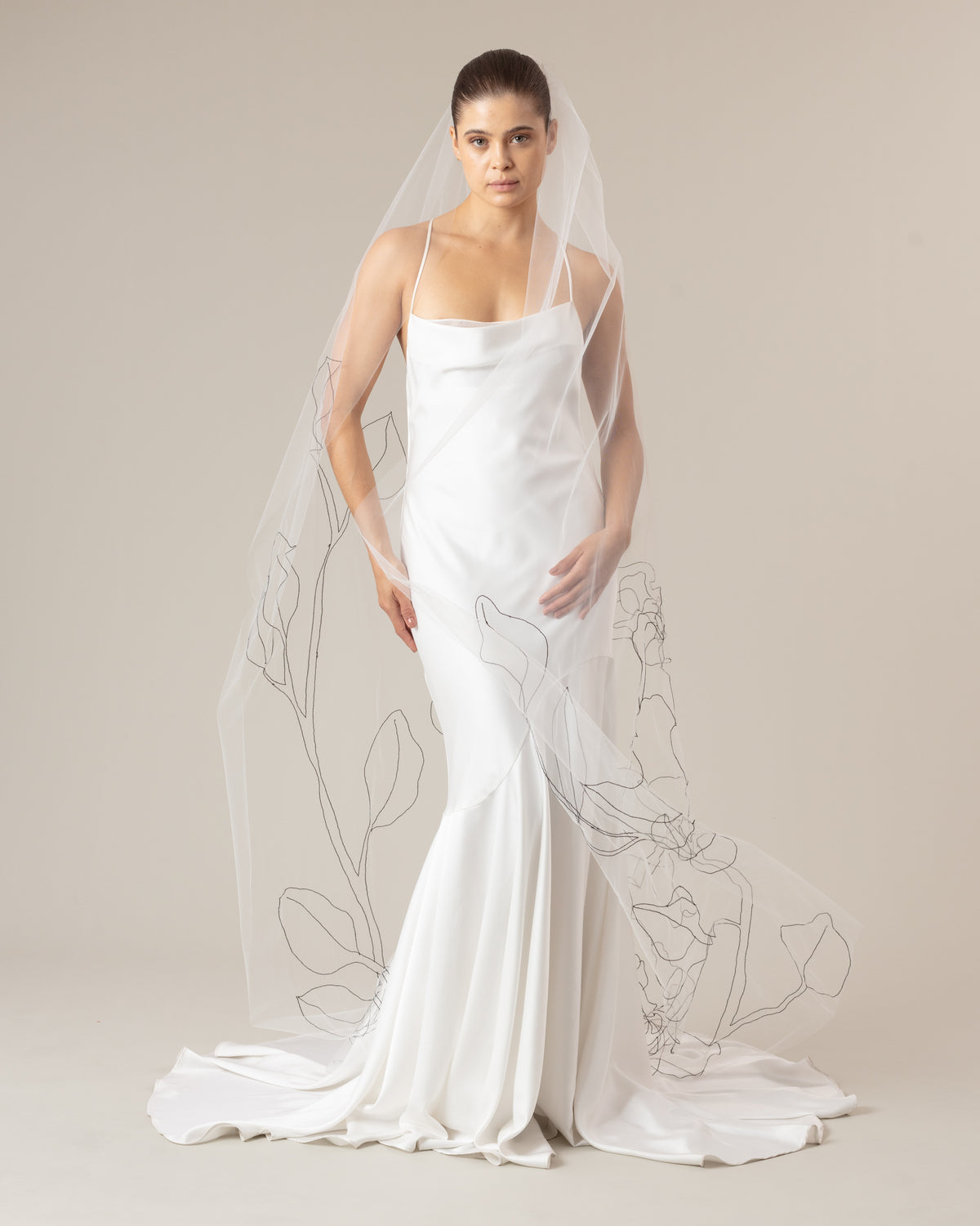 EDEN LINE DRAWING FLORAL EMBROIDERED VEIL