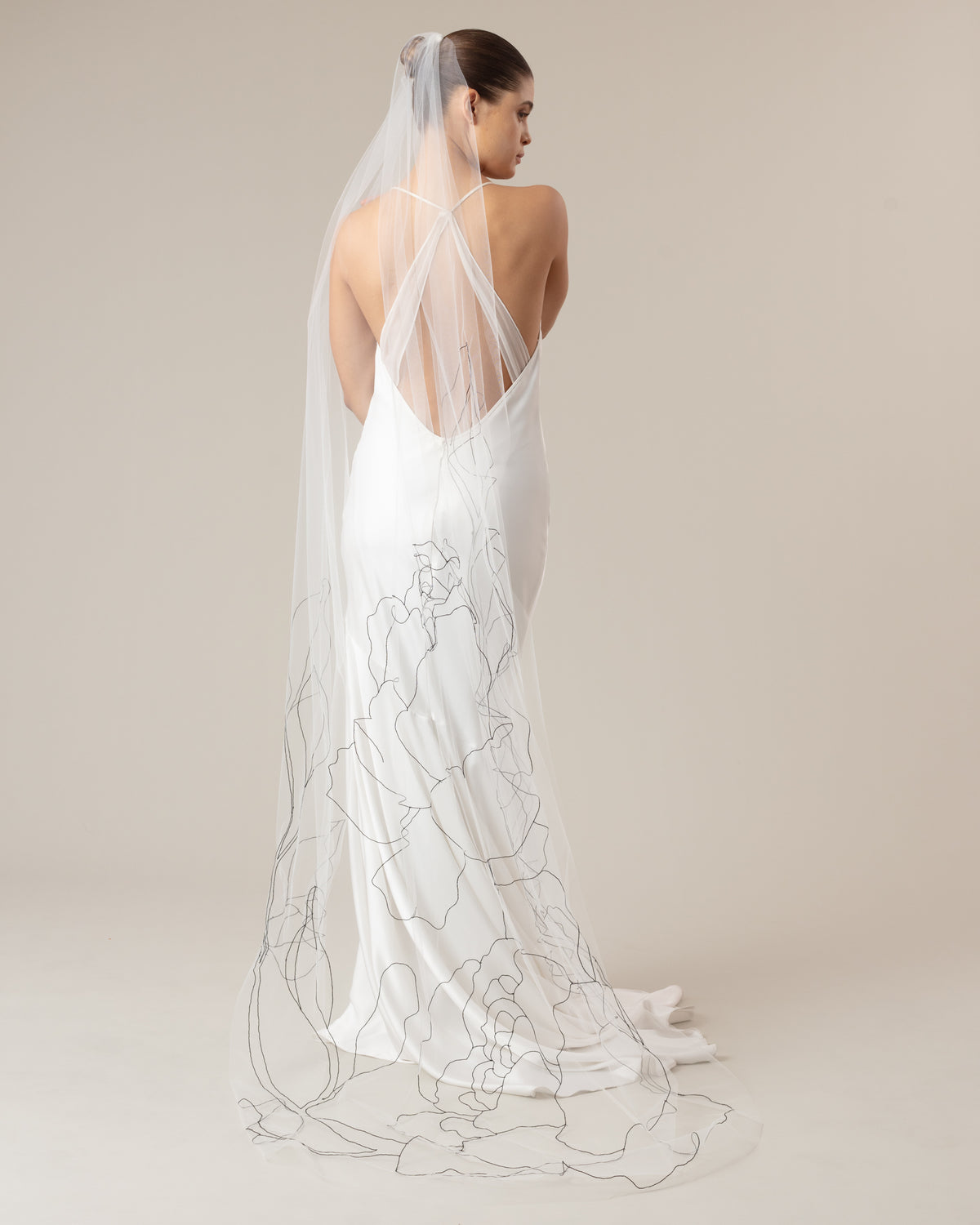 EDEN LINE DRAWING FLORAL EMBROIDERED VEIL